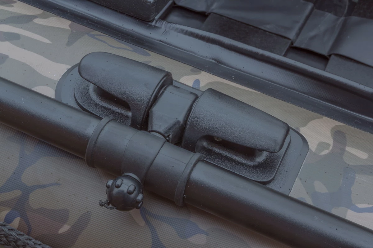 FOX Člun FX240 Inflatable Boat CAMO VÝPRODEJ 🎣 Na Soutoku